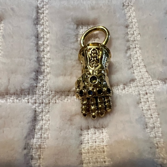 Pandora | Jewelry | Marvel The Avengers Infinity Gauntlet Dangle Charm ...
